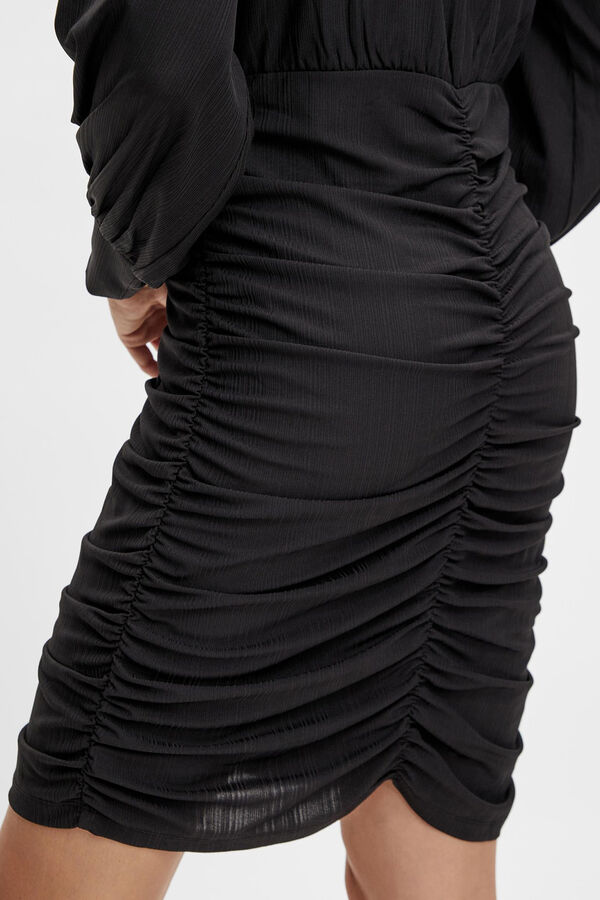 Vestido curto entalhado franzido | Vestidos de mulher | SPF