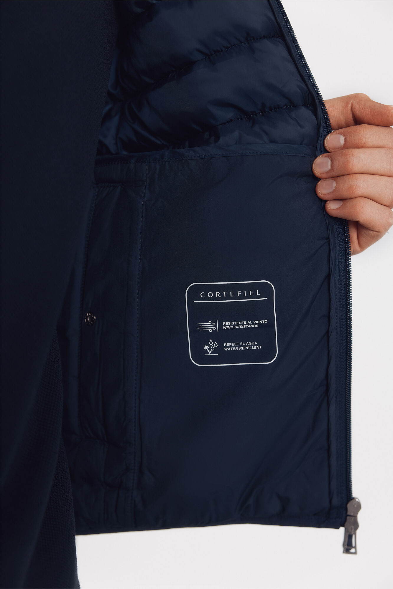 Ultra-light quilted gilet | Men's vests | SPF