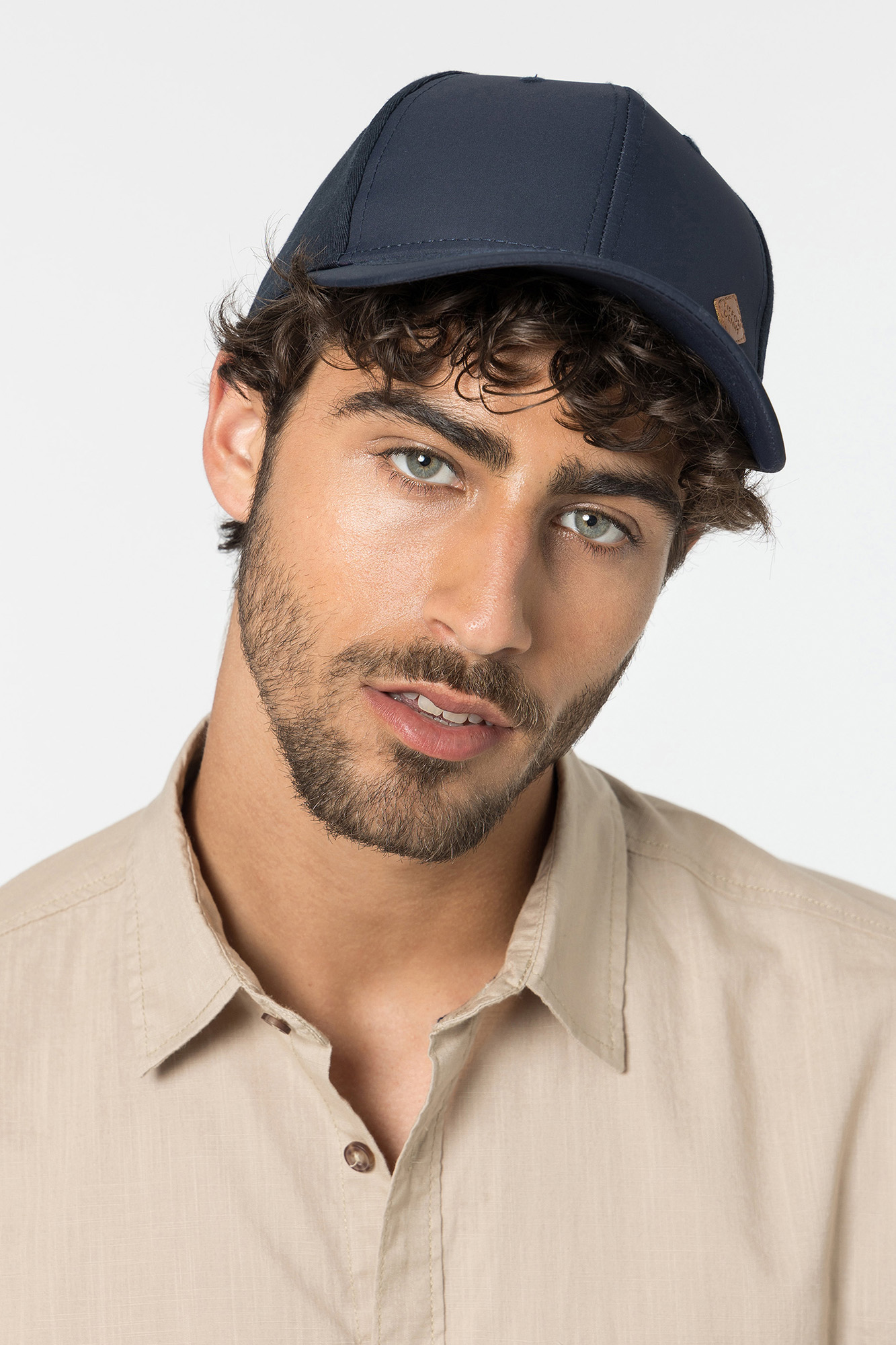 Gorra con Aplique Frontal | Gorras para hombre | SPF
