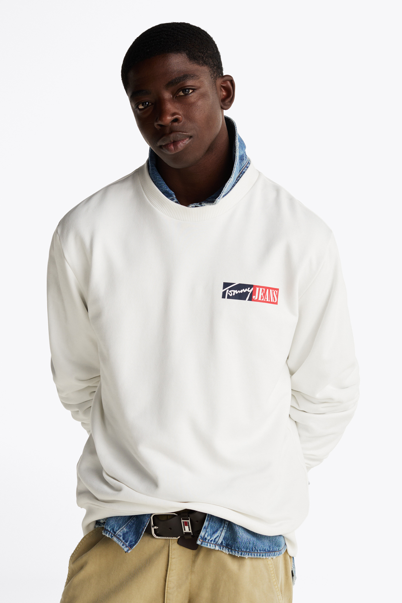 Sweatshirt masculino Tommy Jeans com gola caixa | Sweatshirts de homem ...