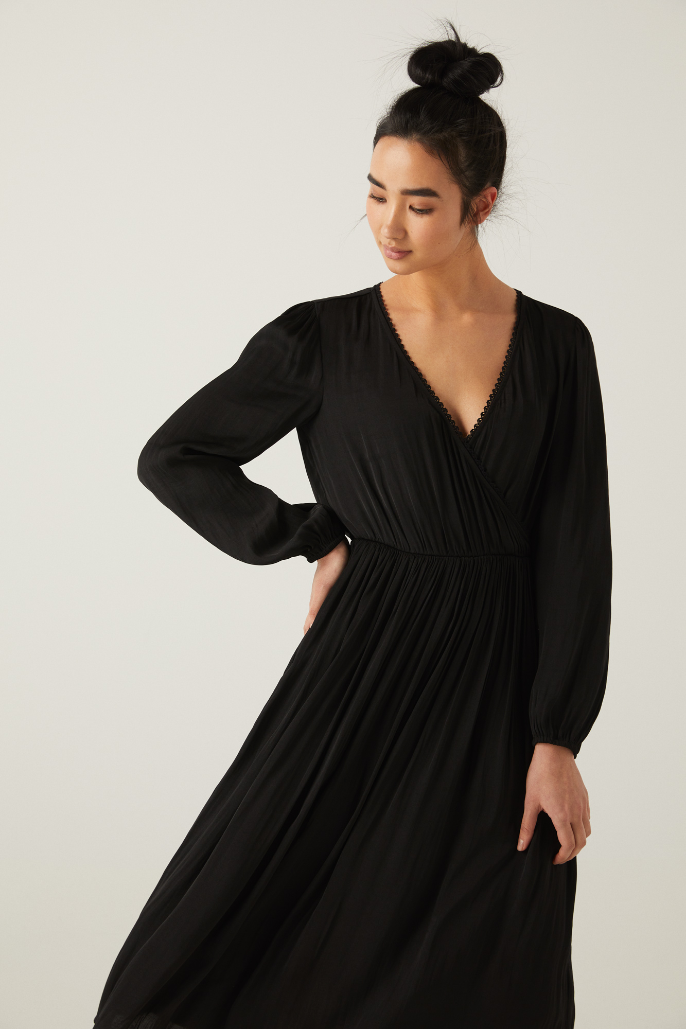 Crossover neckline midi dress | Ženske haljine | SPF