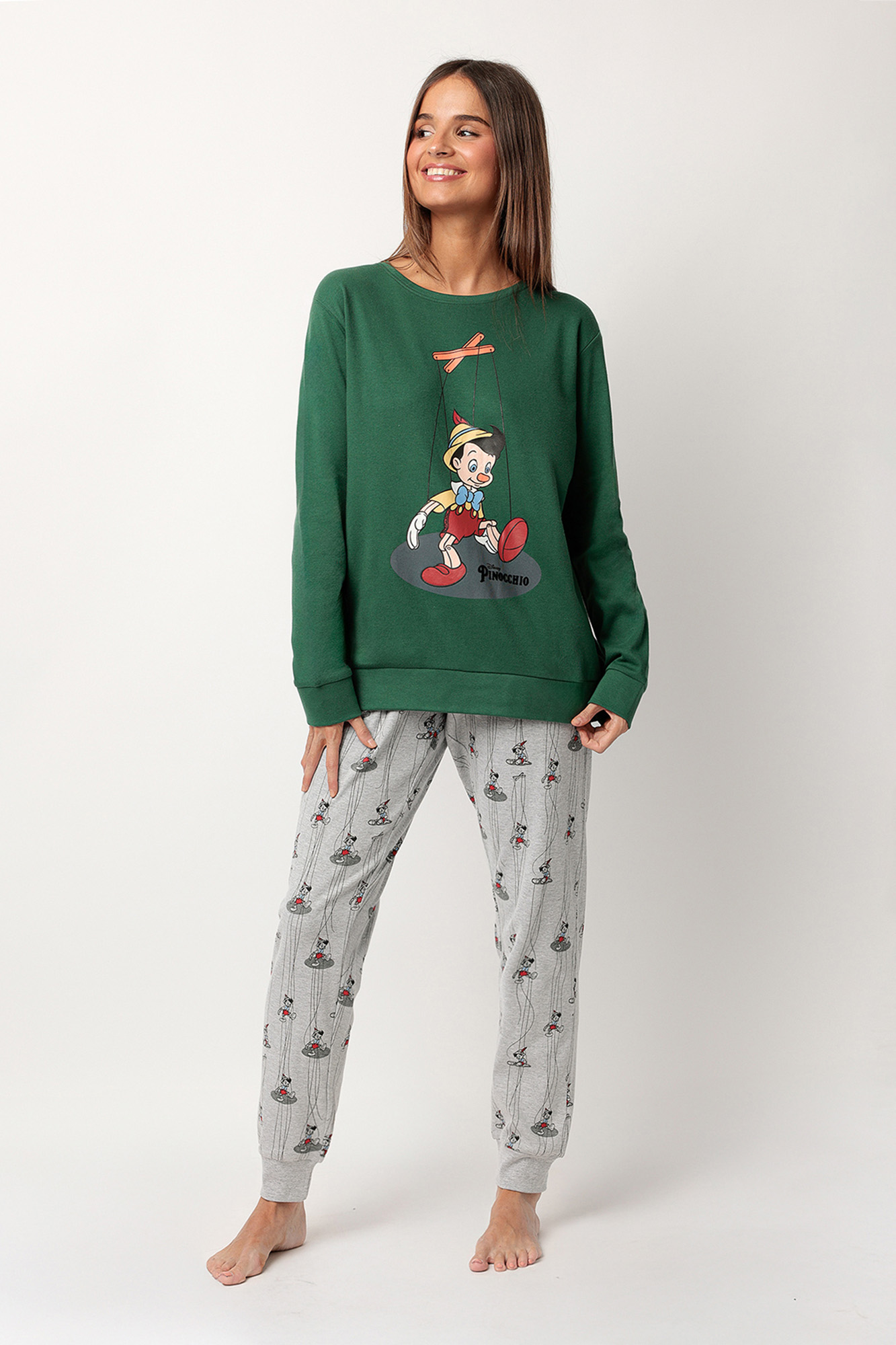 Pijama largo estampado Pinocho para mujer | Pijamas de Mujer | SPF